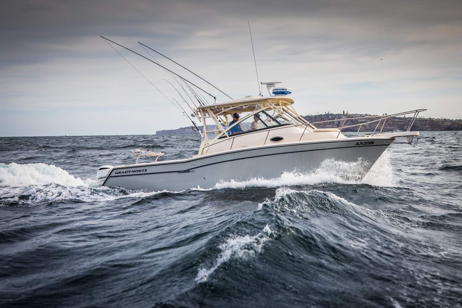 2025 Grady-white Marlin 300 | Boat Research | Yachthub