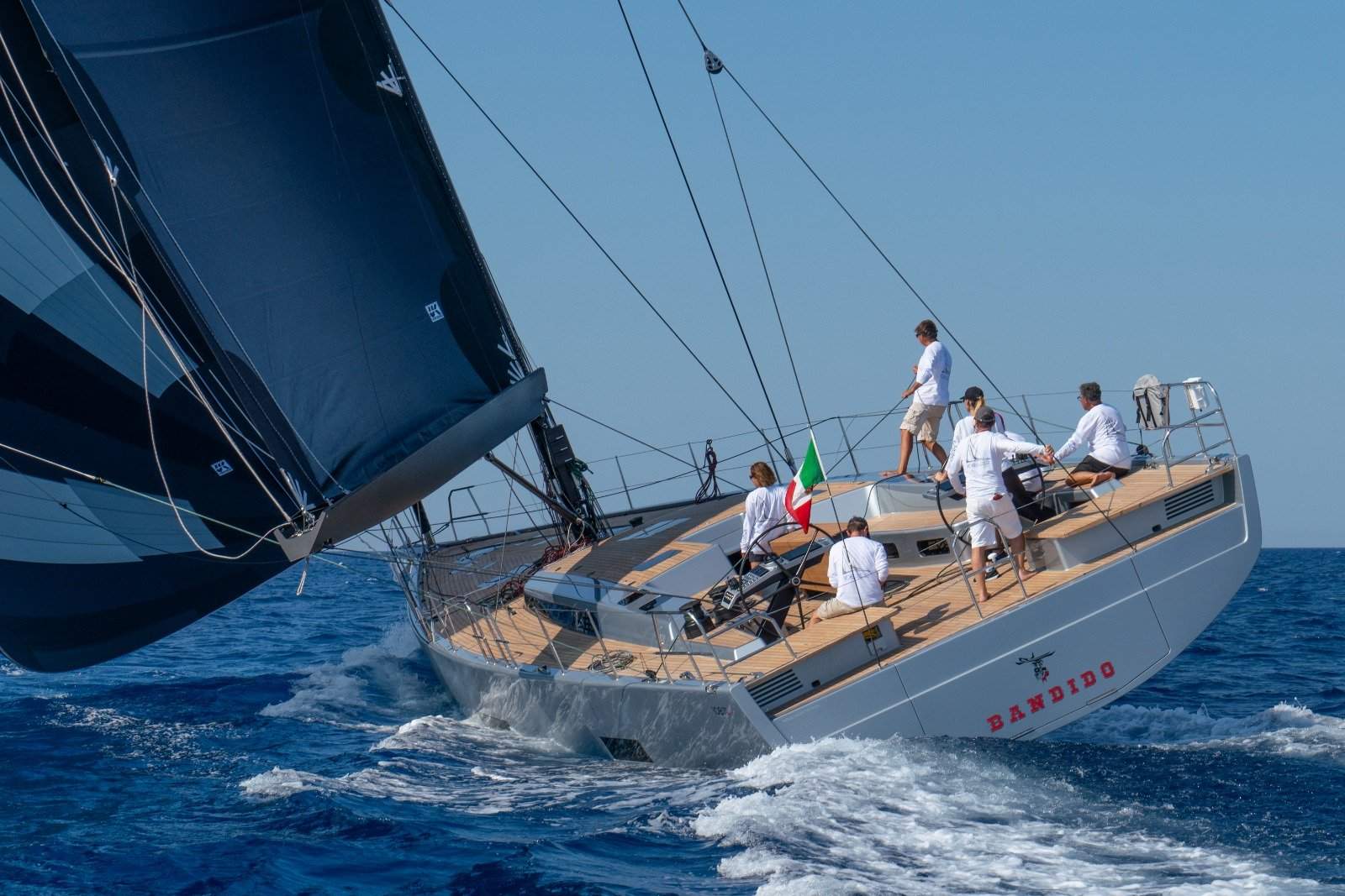 2025 Ice Yachts 70 Rs | Boat Research | Boats Online