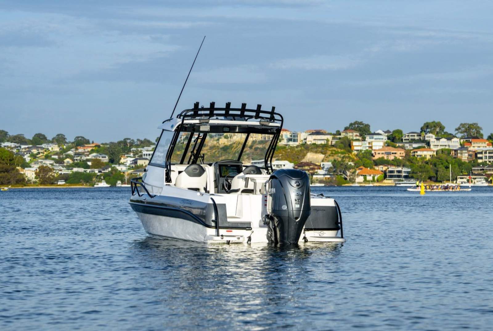 2025 Haines Signature 680f | Boat Research | Boats Online