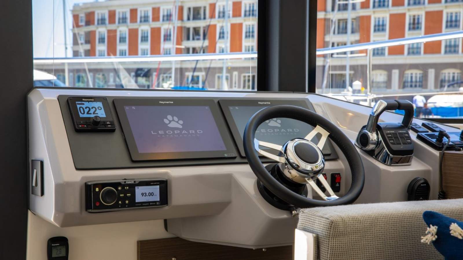 2025 Leopard Catamarans 46 Powercat | Boat Research | Boats Online