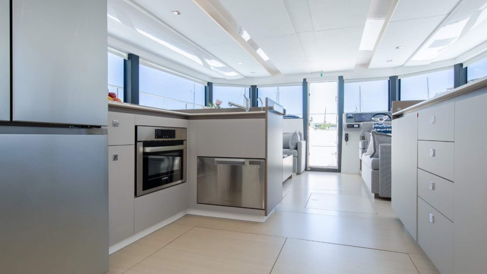 2025 Leopard Catamarans 46 Powercat | Boat Research | Boats Online