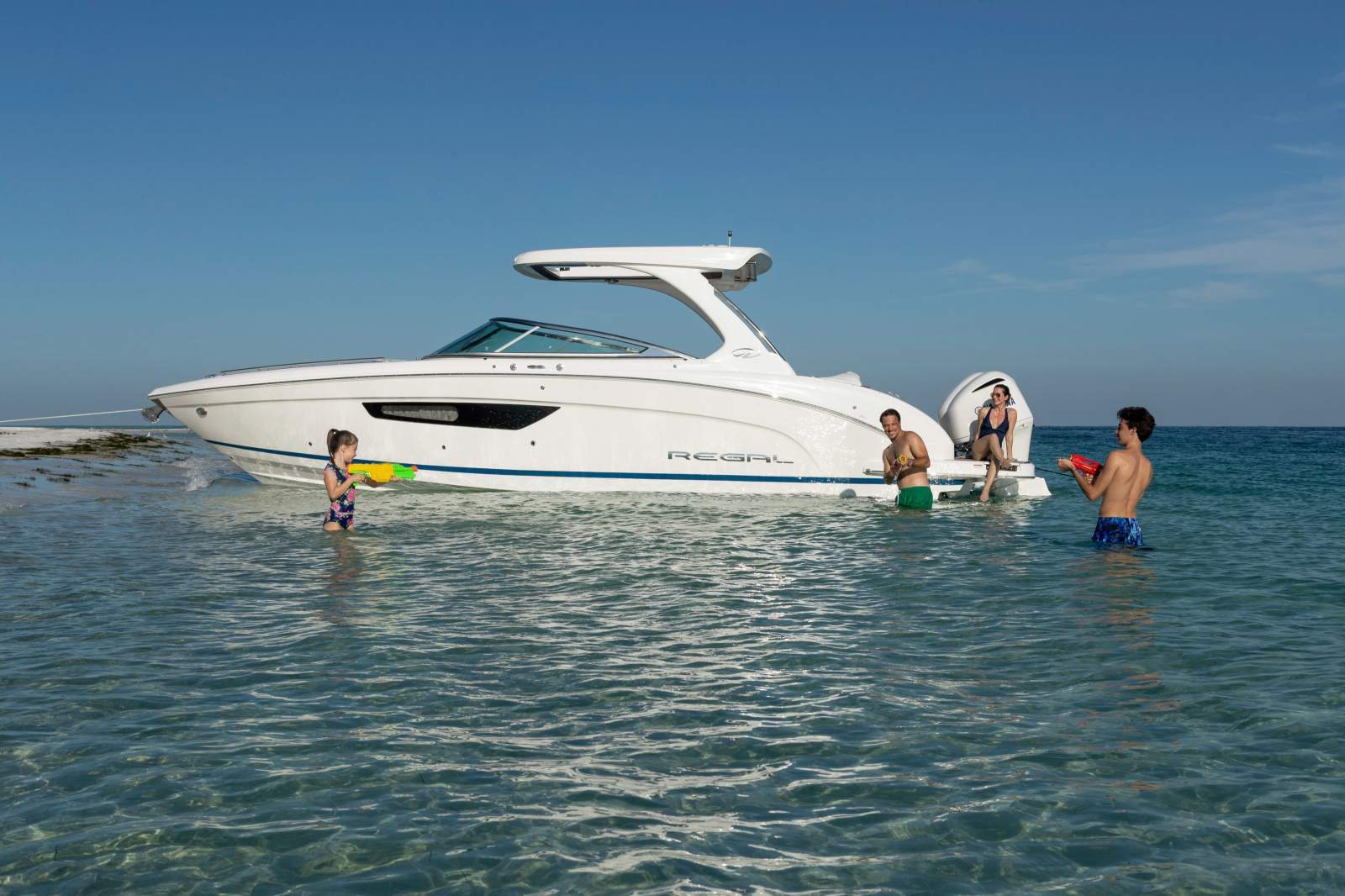 2025 Regal 33 Obx | Boat Research | Yachthub