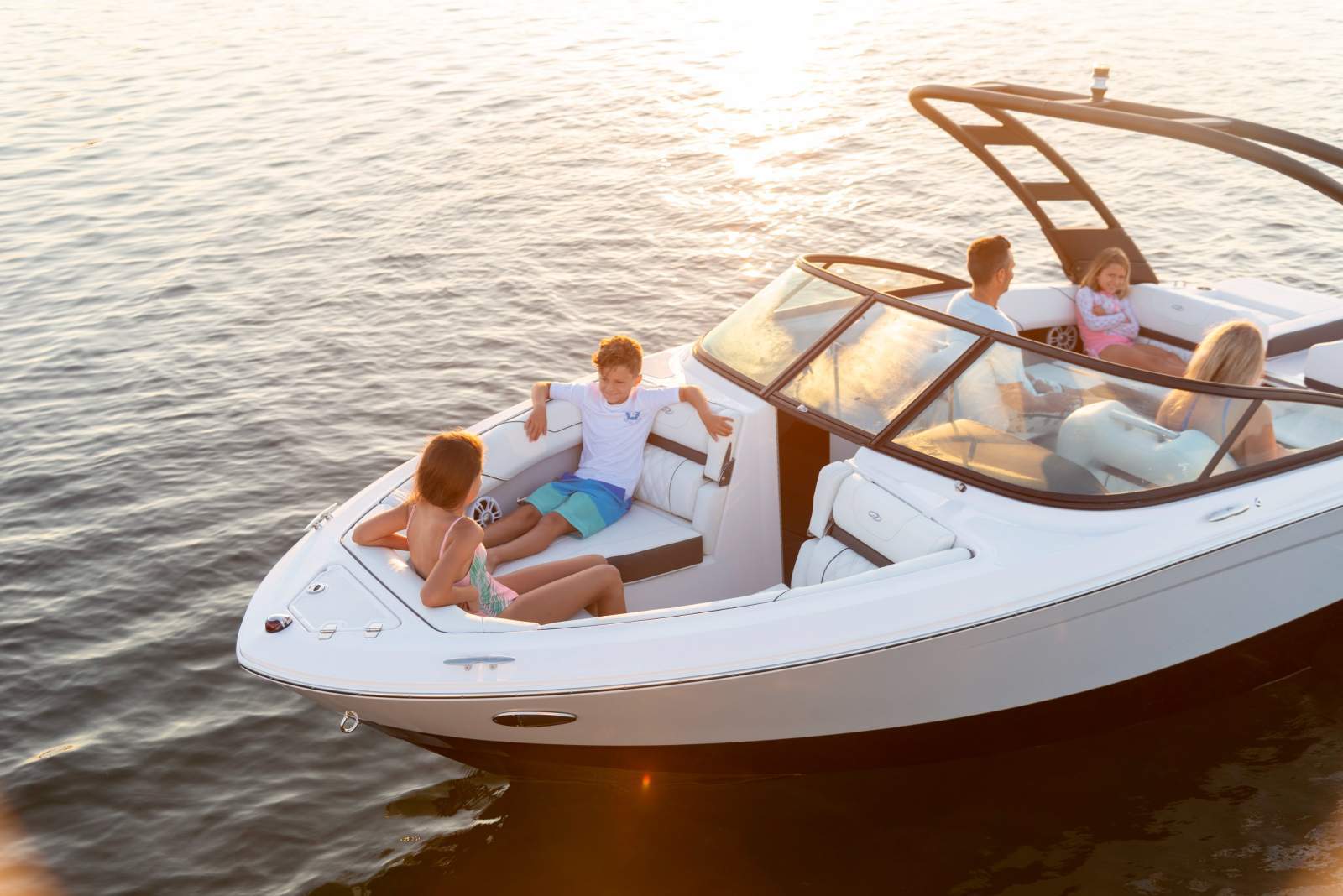 2025 Regal Ls2 | Boat Research | Yachthub