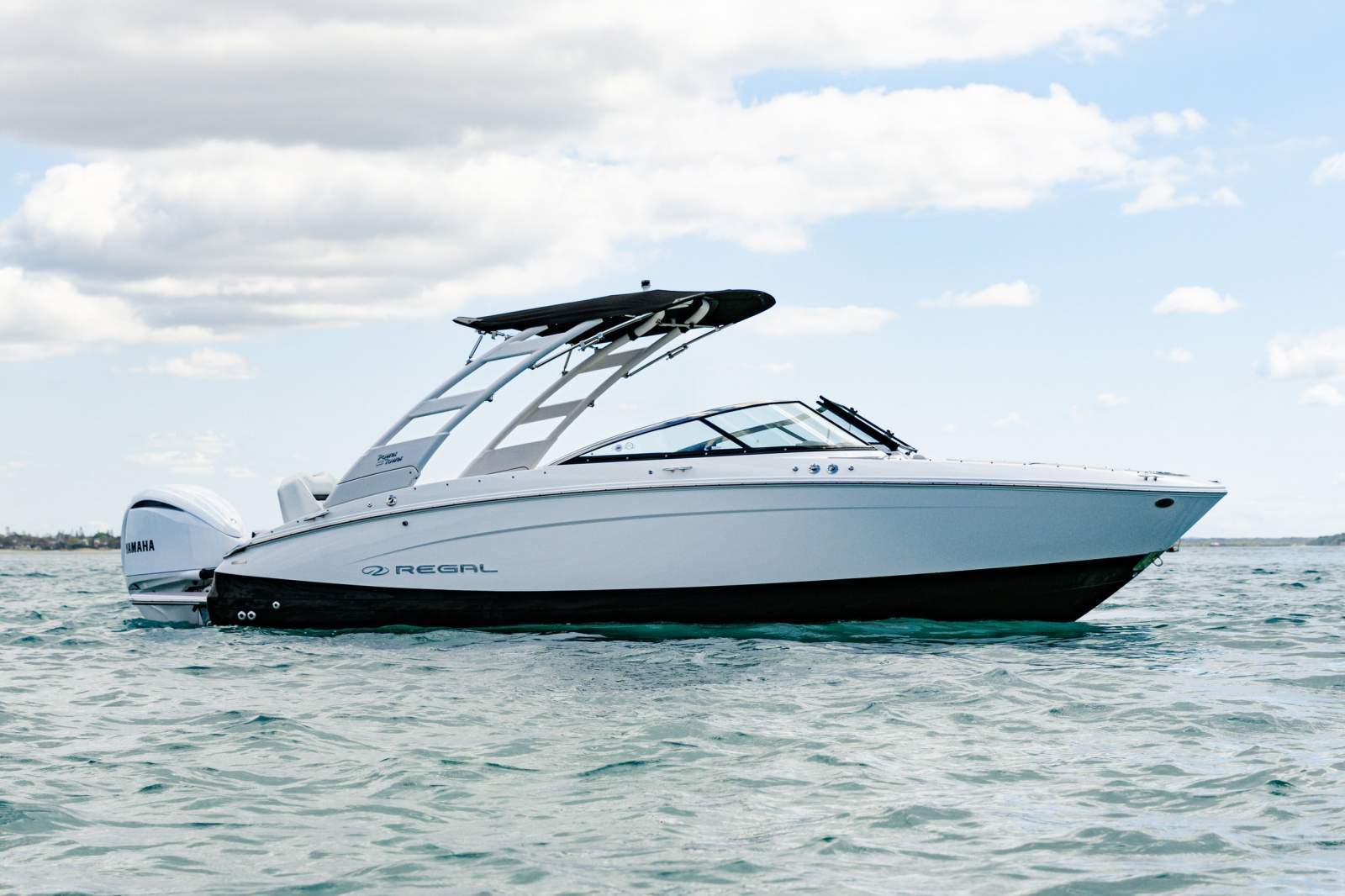 2025 Regal Lx4 | Boat Research | Yachthub