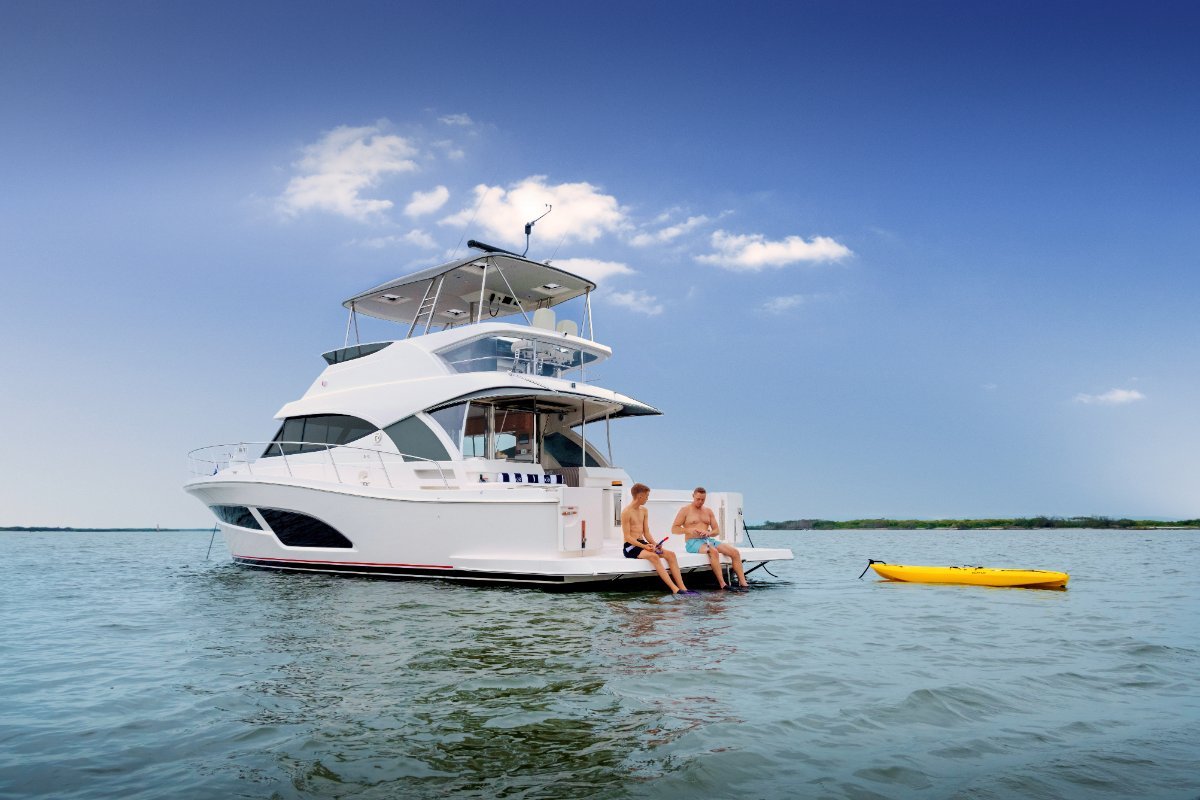 2025 Riviera 46 Sports Motor Yacht | Boat Research | Yachthub