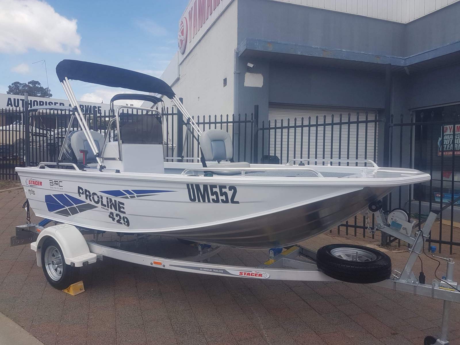 2025 Stacer 429 Proline Angler | Boat Research | Yachthub