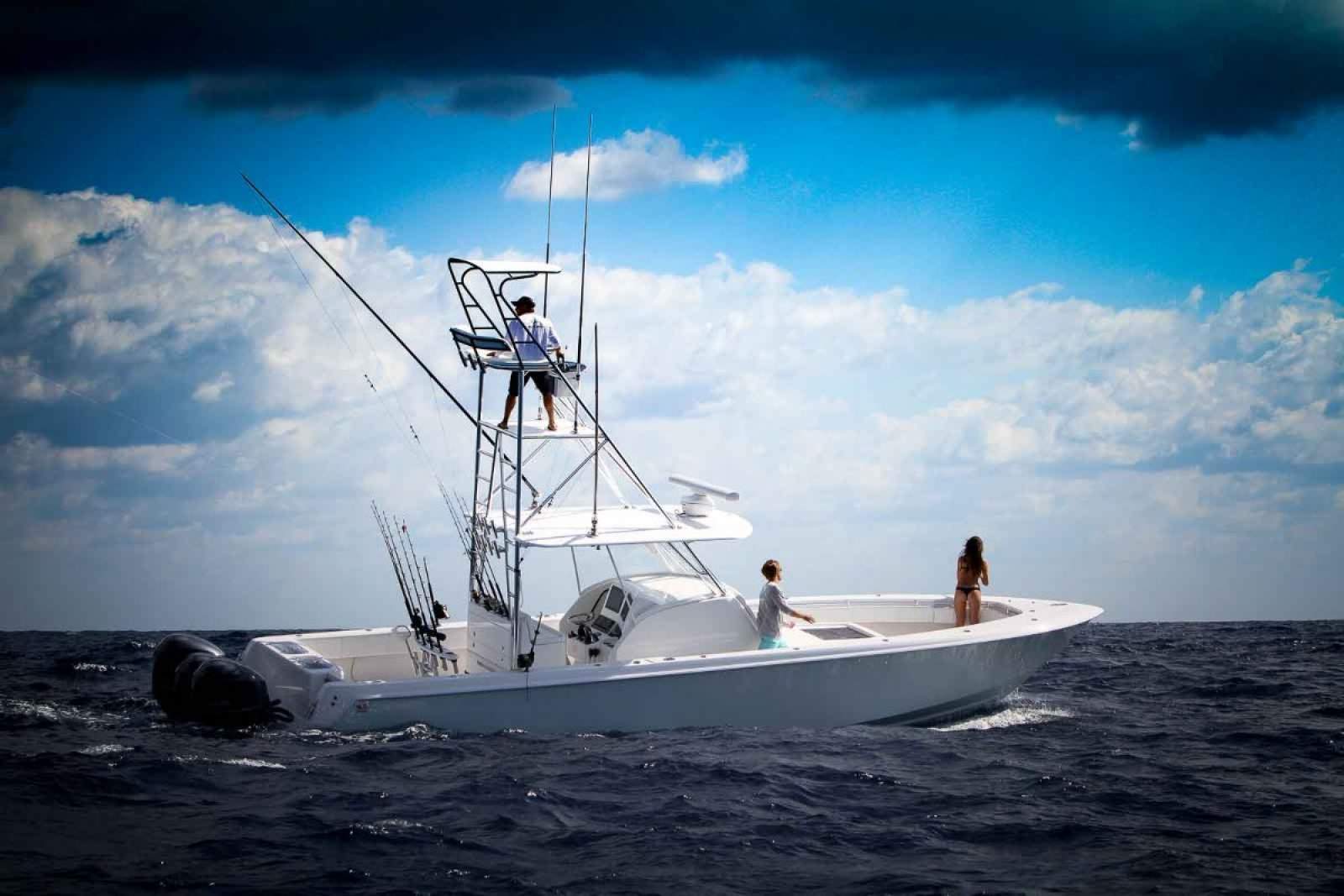 2024 Contender 39 Fa | Boat Research | Yachthub