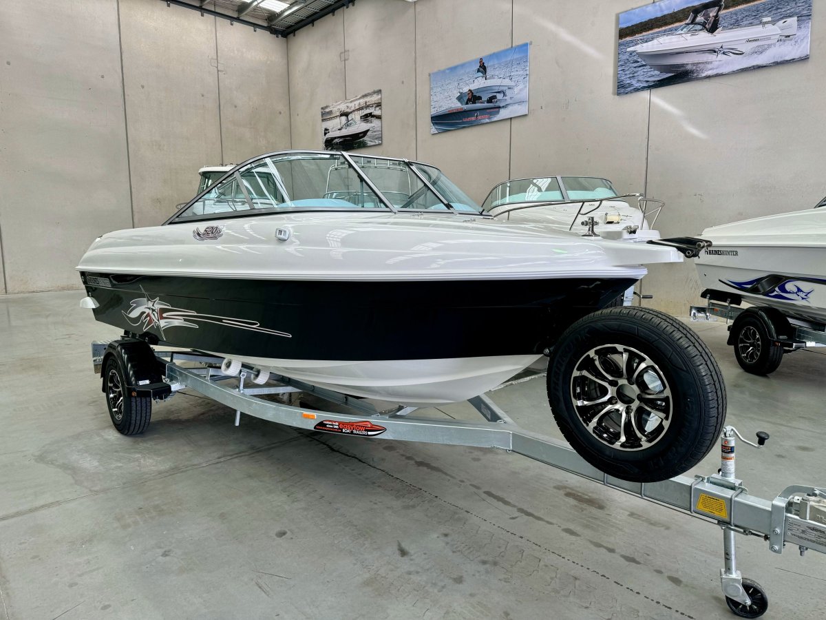 2024 Haines Hunter 520r | Boat Research | BoatsOnline