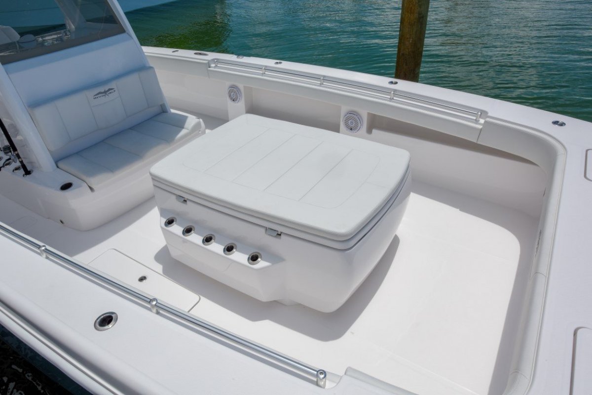 2024 Invincible 37 Catamaran | Boat Research | Yachthub