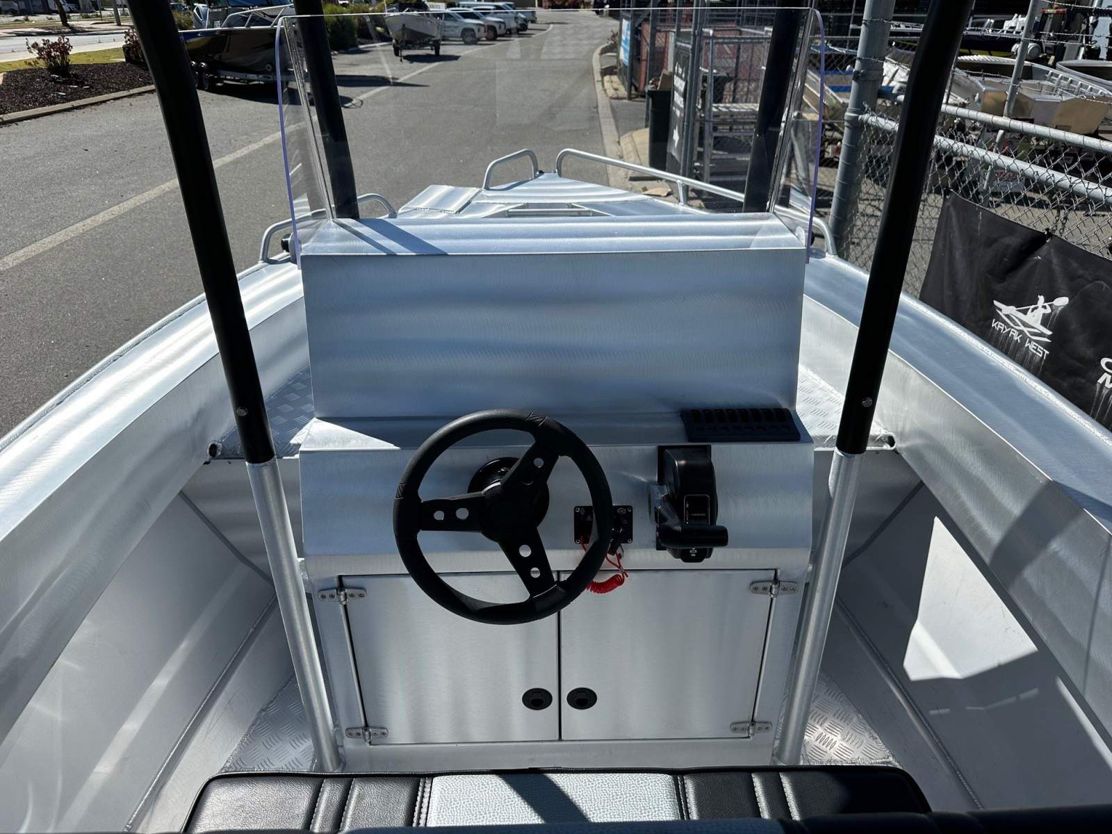 2024 Mclay 531 Fortress Wide Body | Boat Research | BoatsOnline