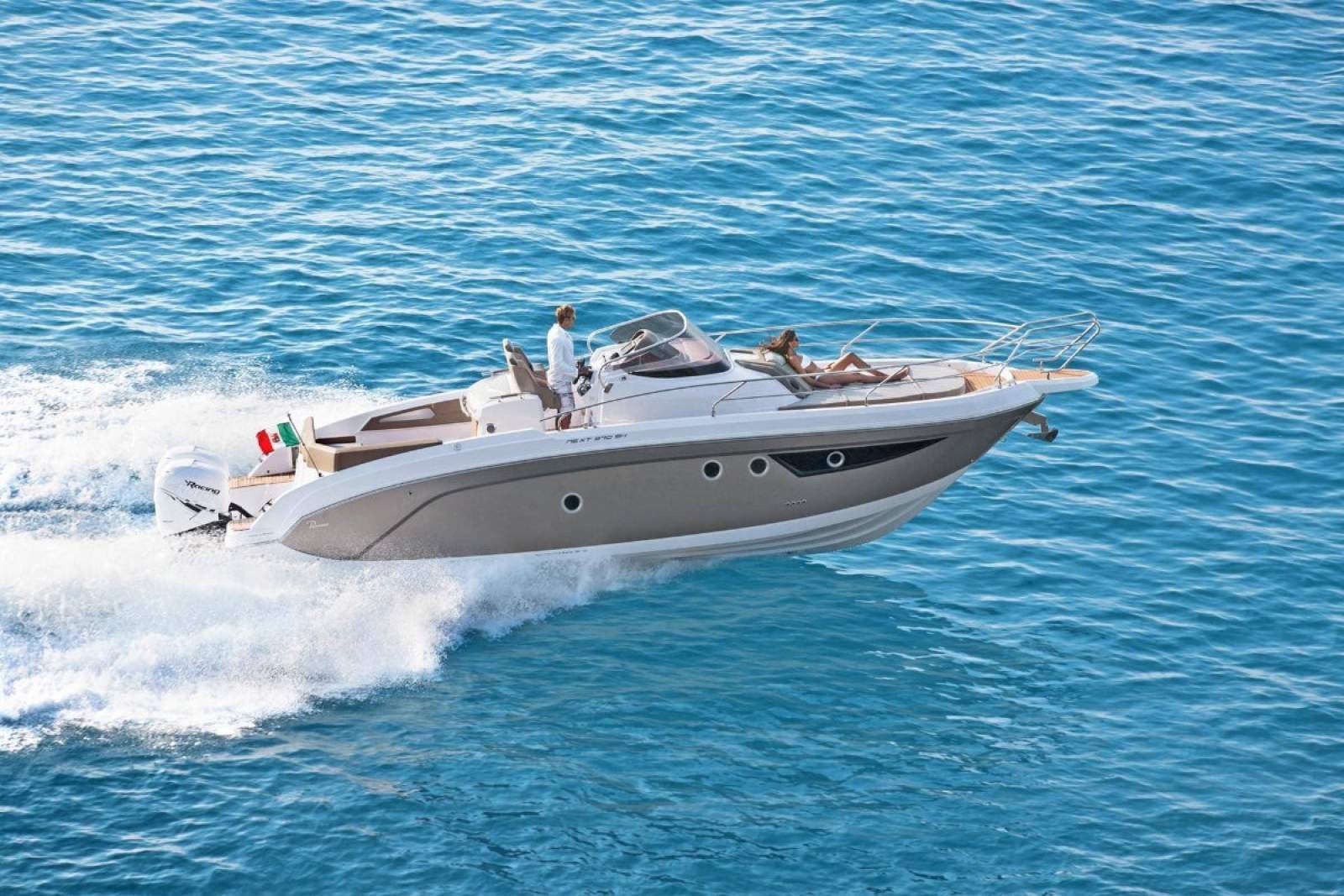 2024 Ranieri Next 370 Sh | Boat Research | Boats Online