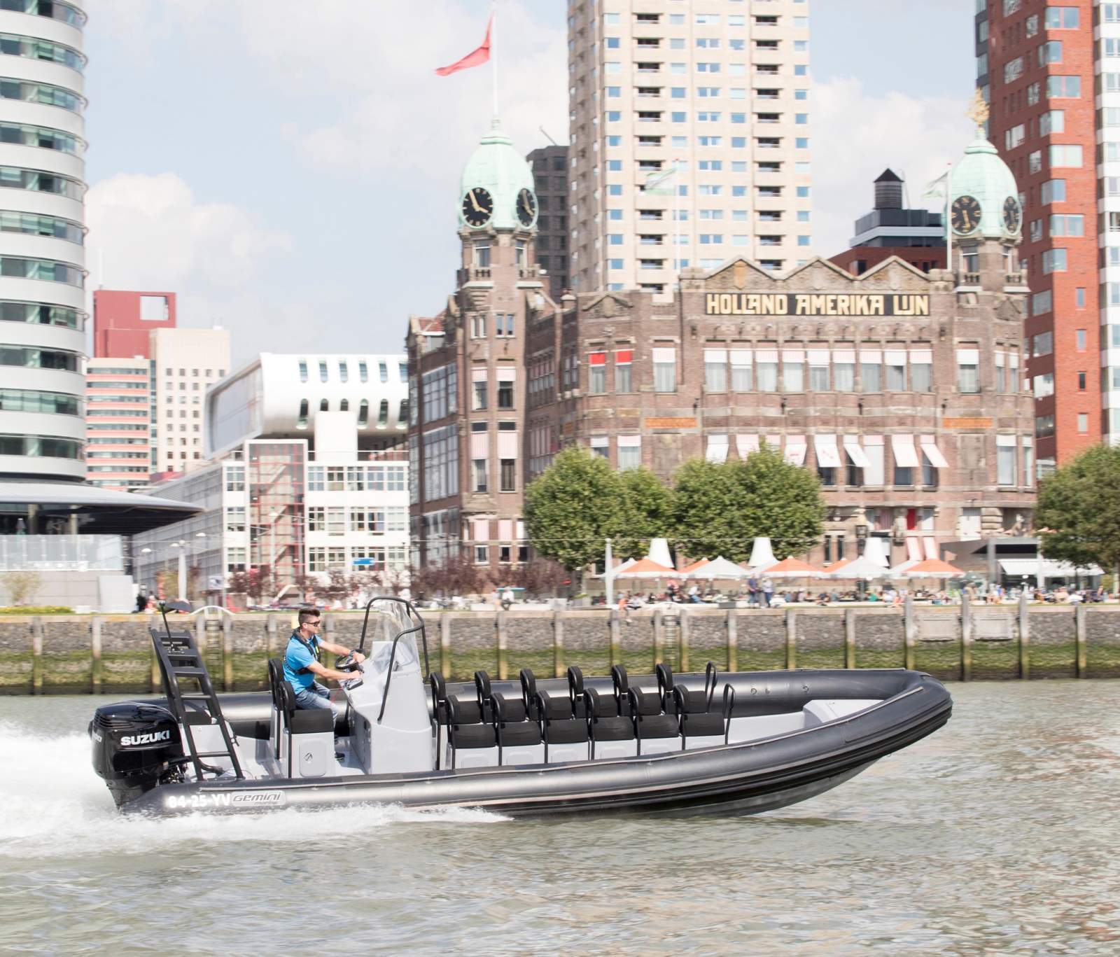 2025 Gemini Waverider 880 Commercial | Boat Research | BoatsOnline