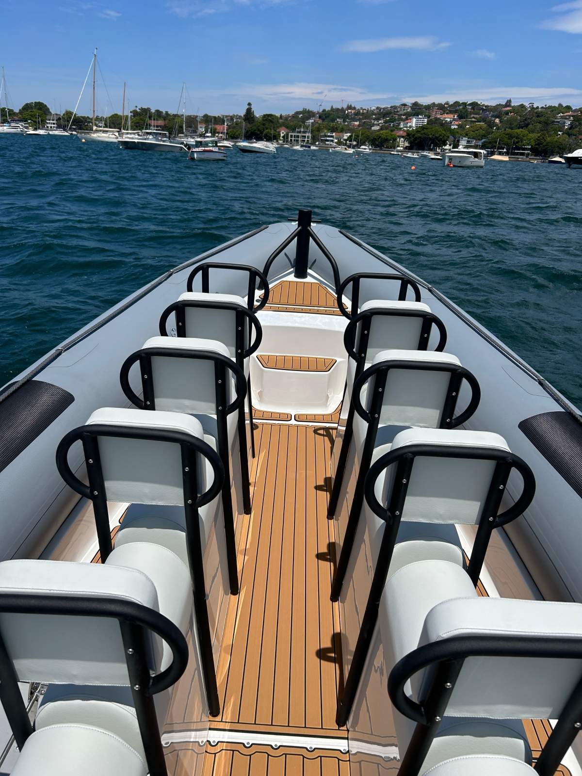 2025 Gemini Waverider 880 Commercial | Boat Research | BoatsOnline