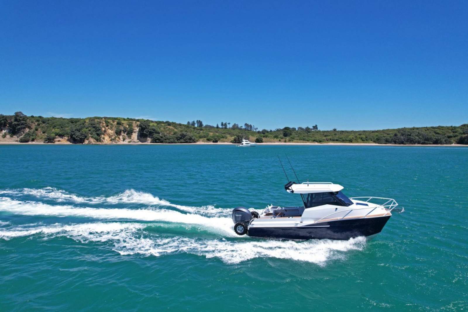 2024 Stryda 600c Amphibious | Boat Research | Boats Online