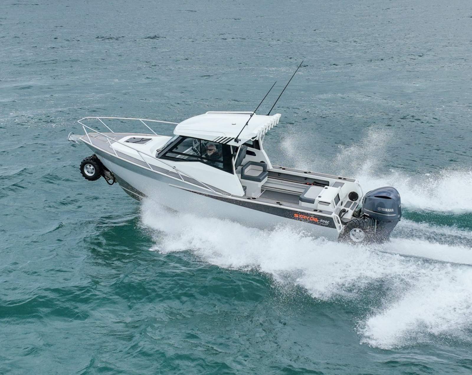 2024 Stryda 900c | Boat Research | Boats Online
