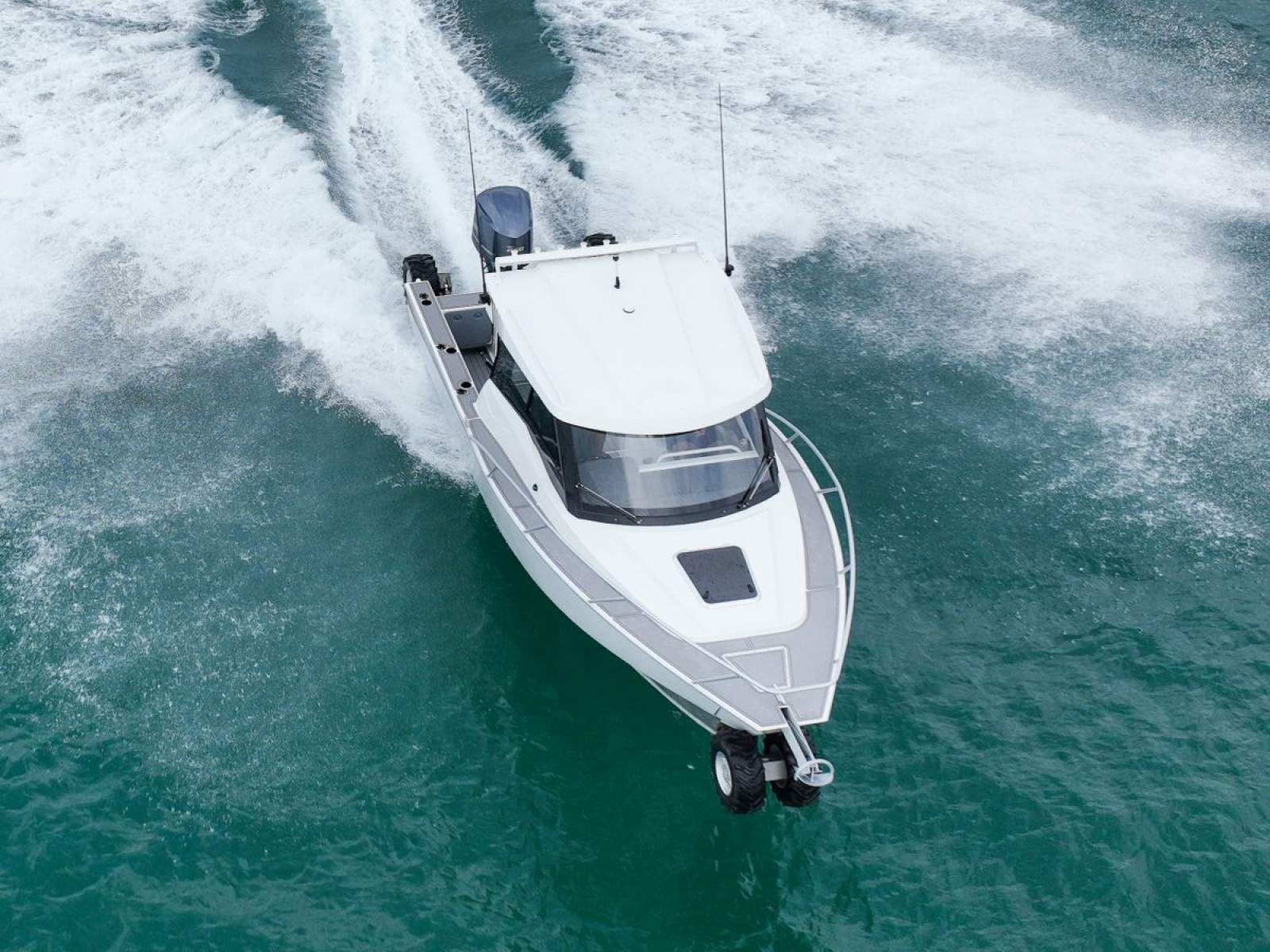 2024 Stryda 900c | Boat Research | Boats Online