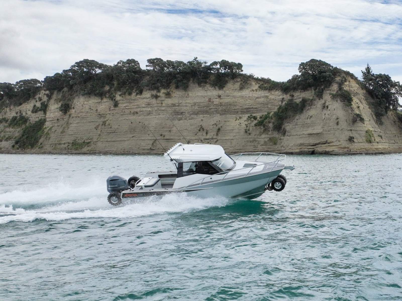 2024 Stryda 900c | Boat Research | Boats Online