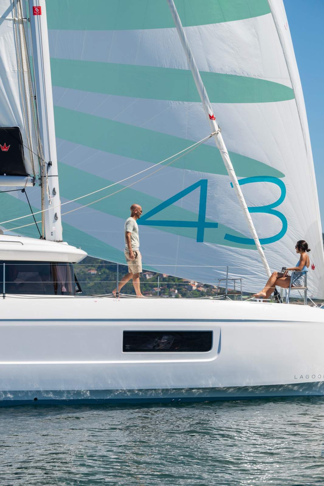 2025 Lagoon 43 | Boat Research | BoatsOnline