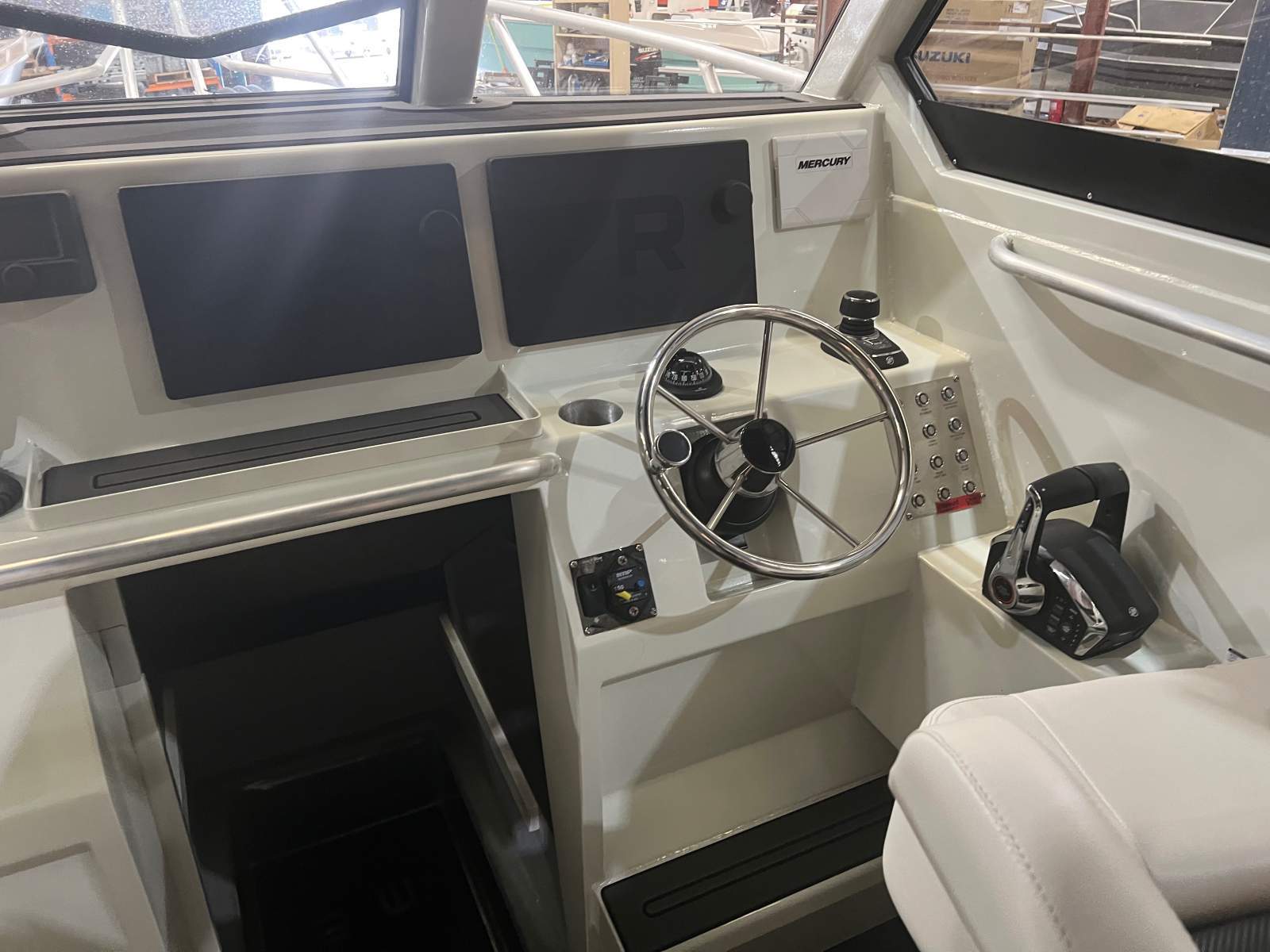 2025 Sea Rider 770 Cabin Hardtop | Boat Research | Yachthub