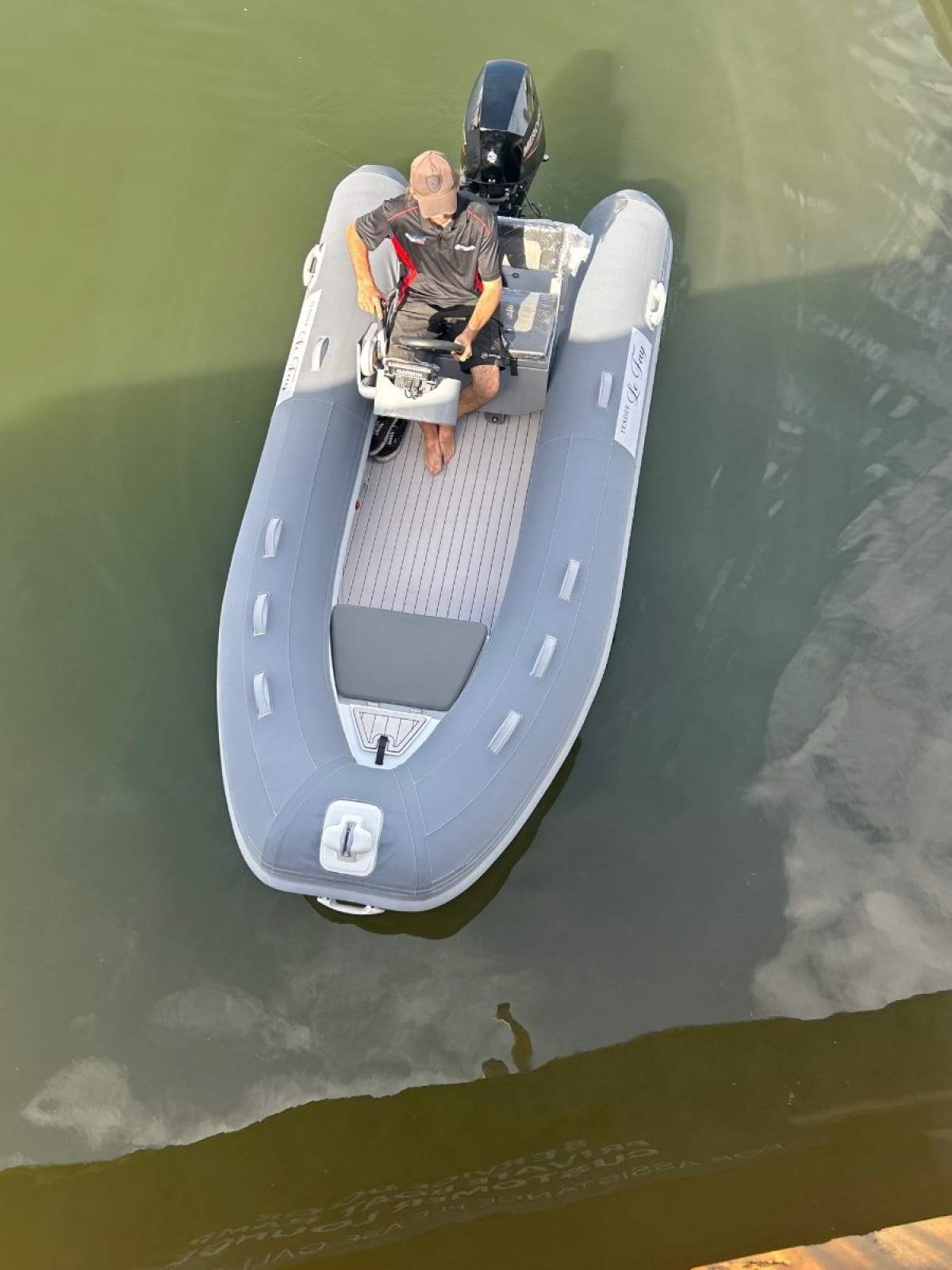 2025 Aurora Skeleton Console | Boat Research | Yachthub