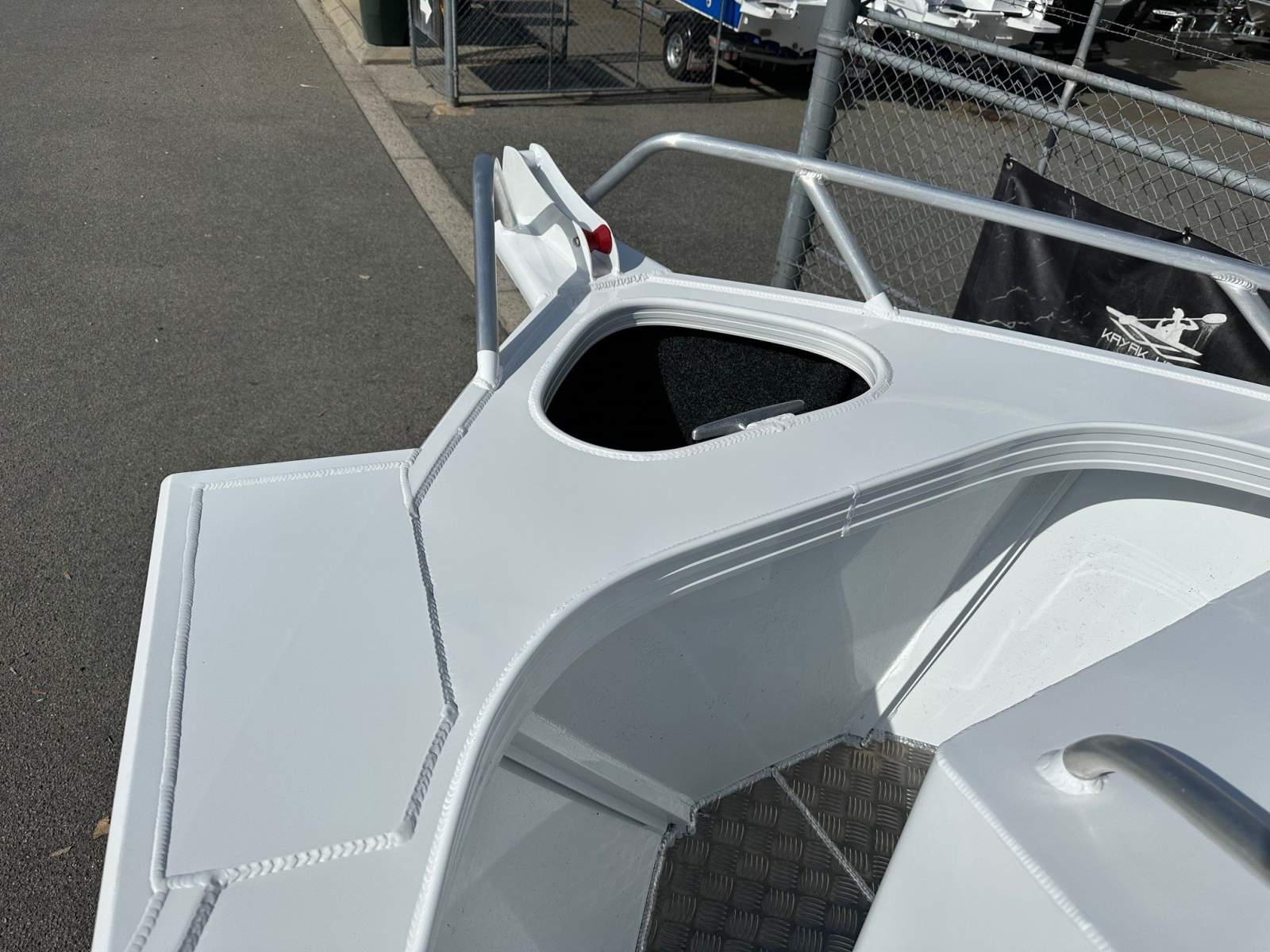 2025 Makocraft 631 Island Cab Ht | Boat Research | BoatsOnline