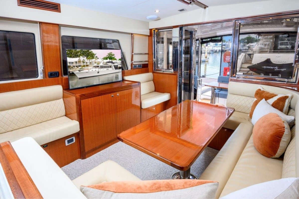 2026 Alaska 49 Sedan | Boat Research | Boats Online