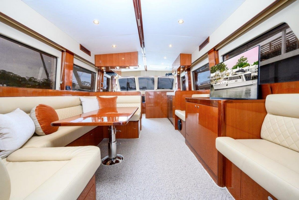 2026 Alaska 49 Sedan | Boat Research | Boats Online