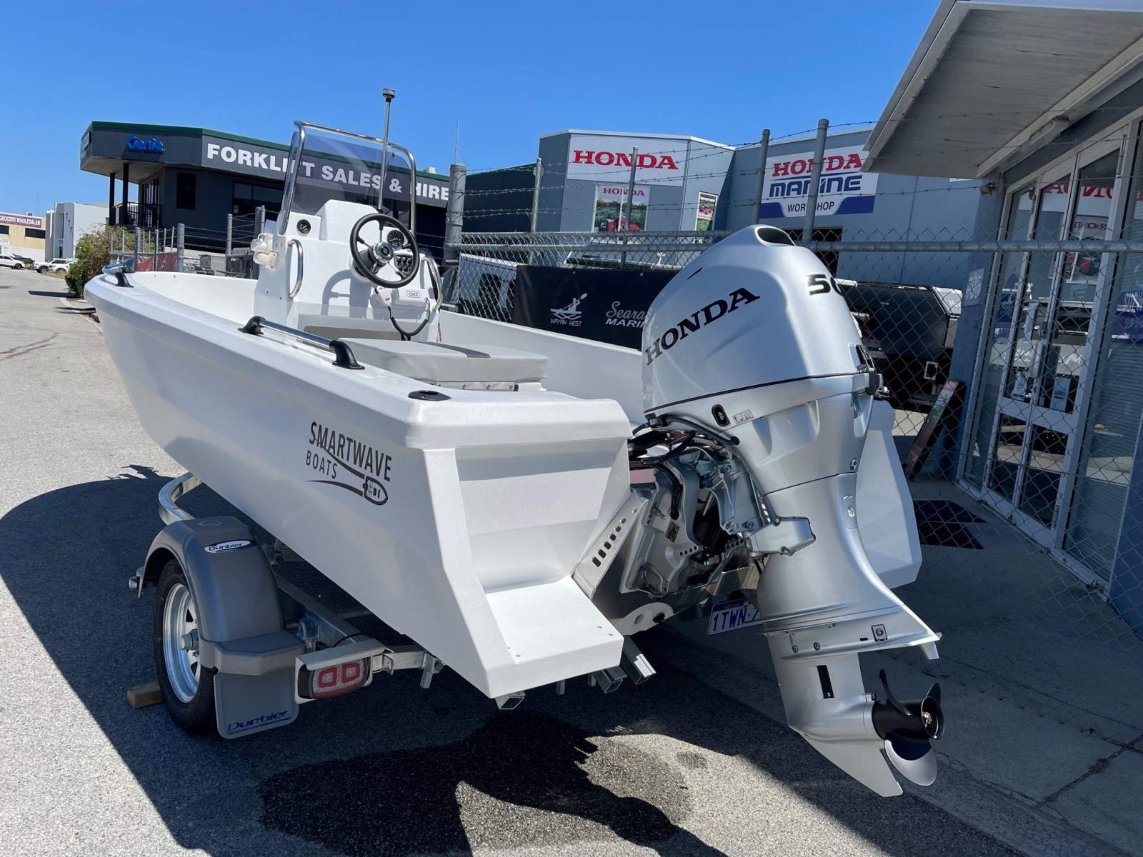 2025 Smartwave Sw 4200 Centre Console | Boat Research | Yachthub