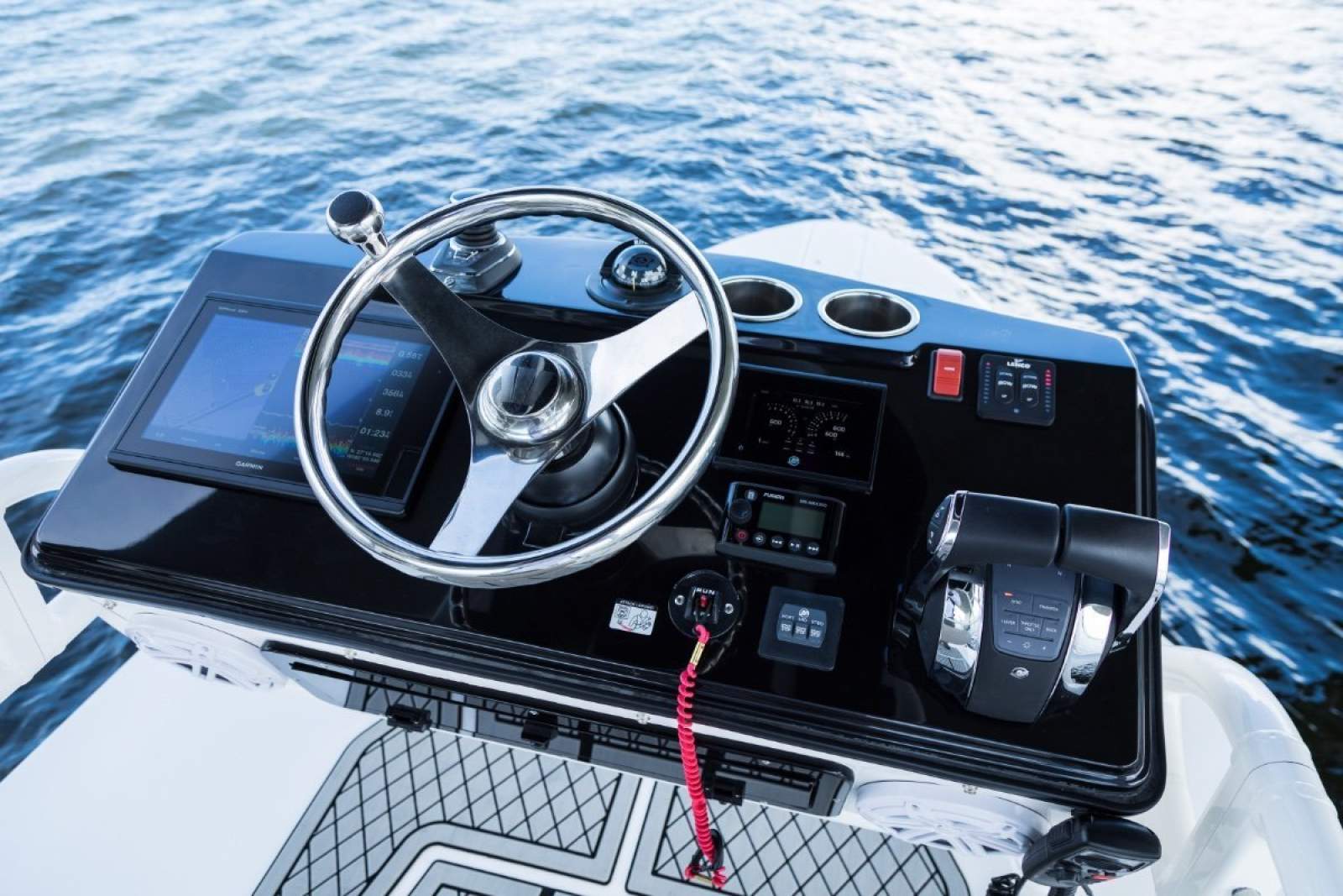 2026 Wellcraft 352 Fisherman | Boat Research | Yachthub