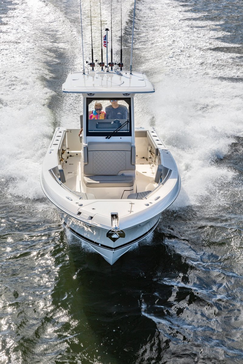 2026 Pursuit S248 | Boat Research | Boats Online