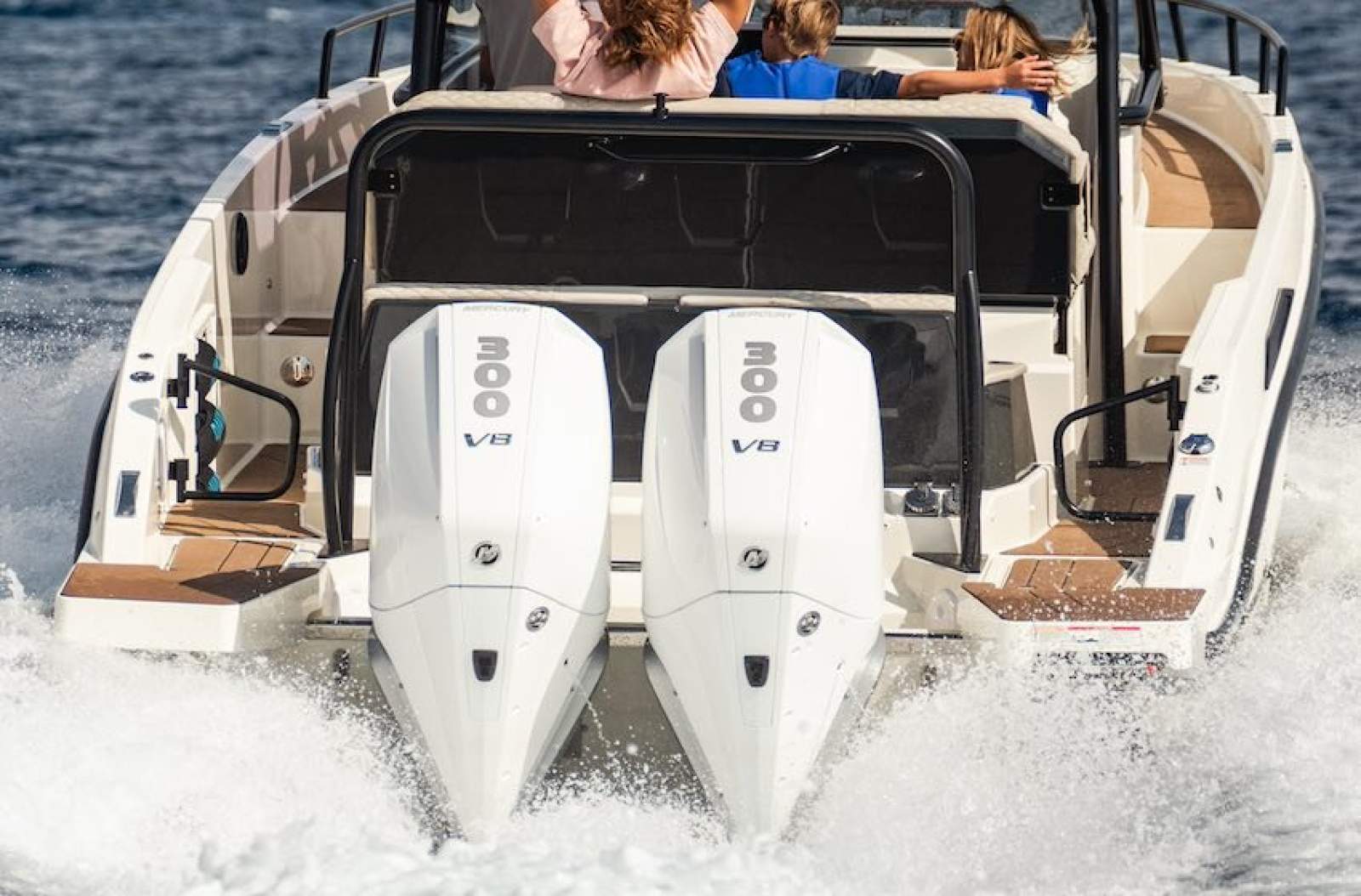 2026 Navan S30 | Boat Research | BoatsOnline