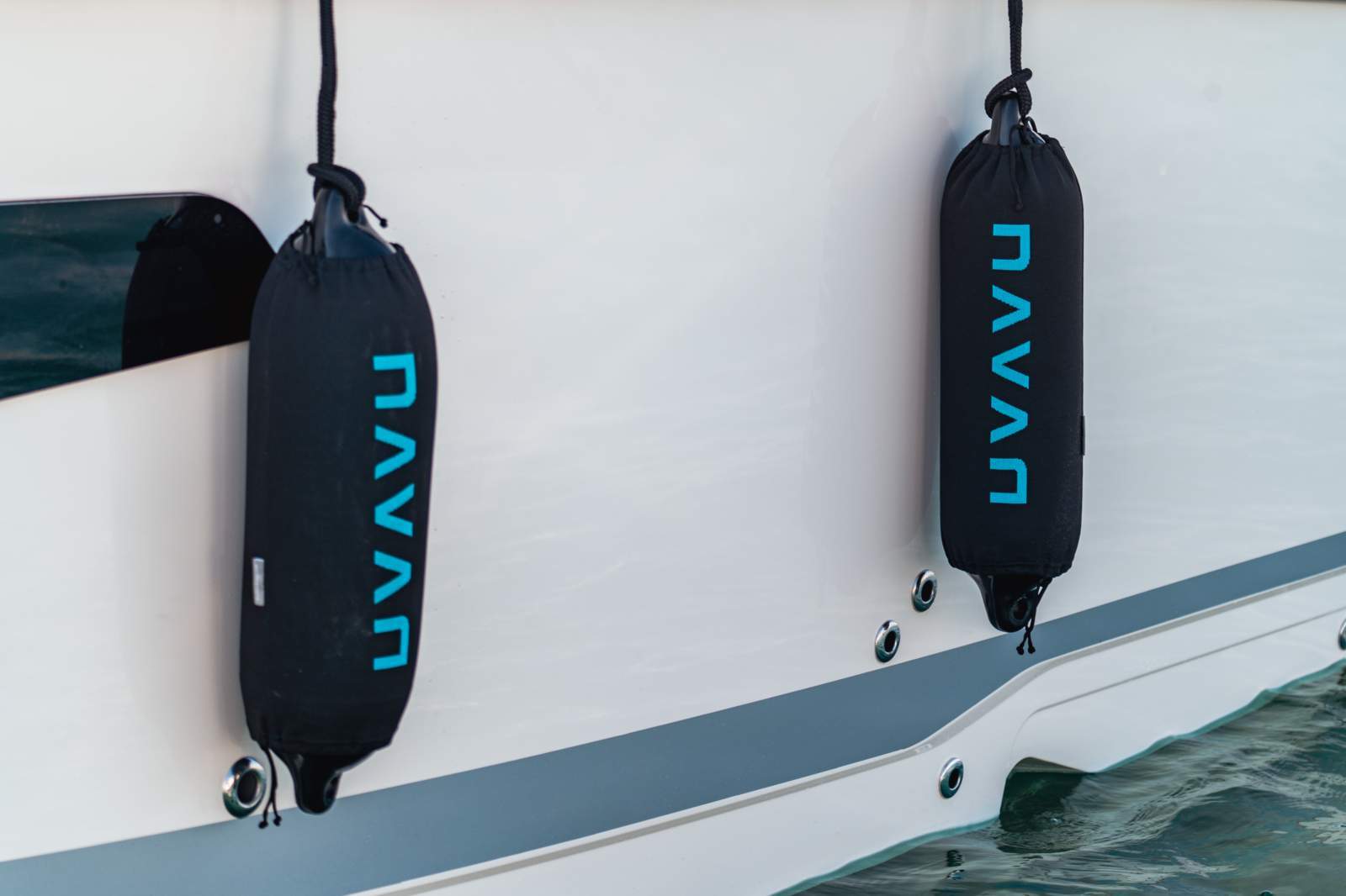 2026 Navan S30 | Boat Research | BoatsOnline