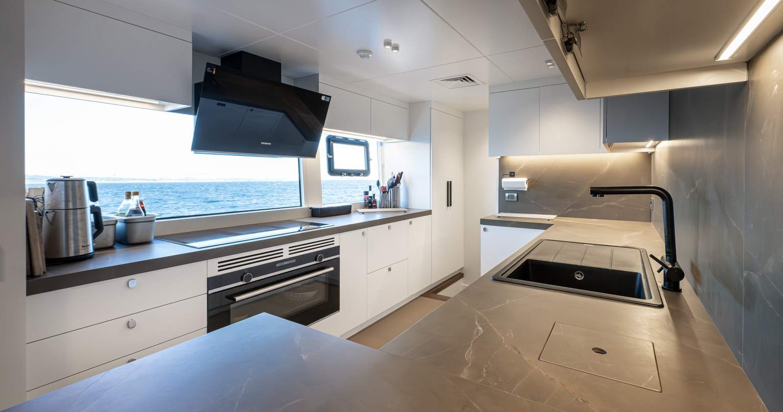 2026 Numarine 30xp | Boat Research | Yachthub