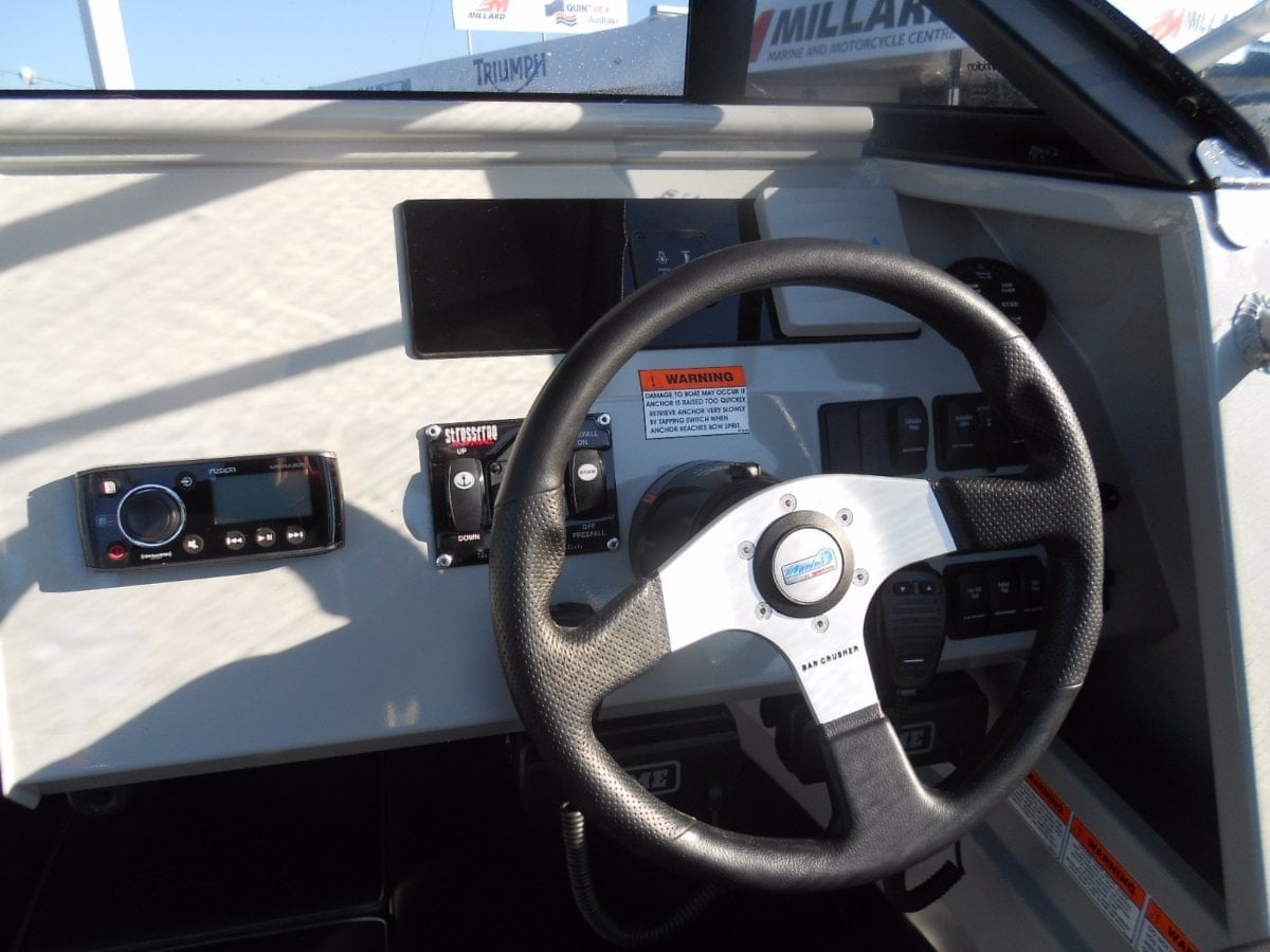 2015 Bar Crusher 575c | Boat Research | Boats Online