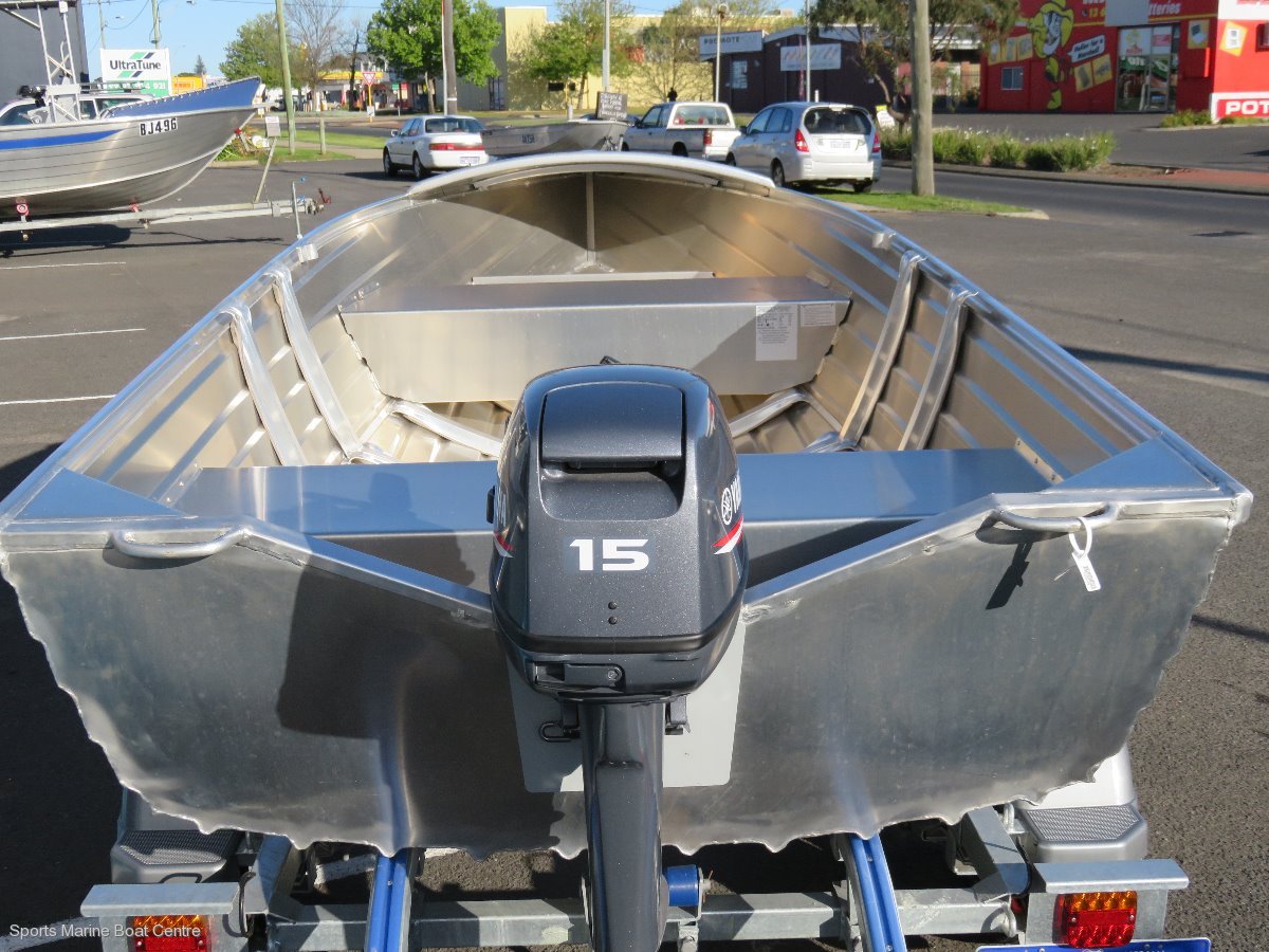 2015 Savage 380 Snipe | Boat Research | BoatsOnline