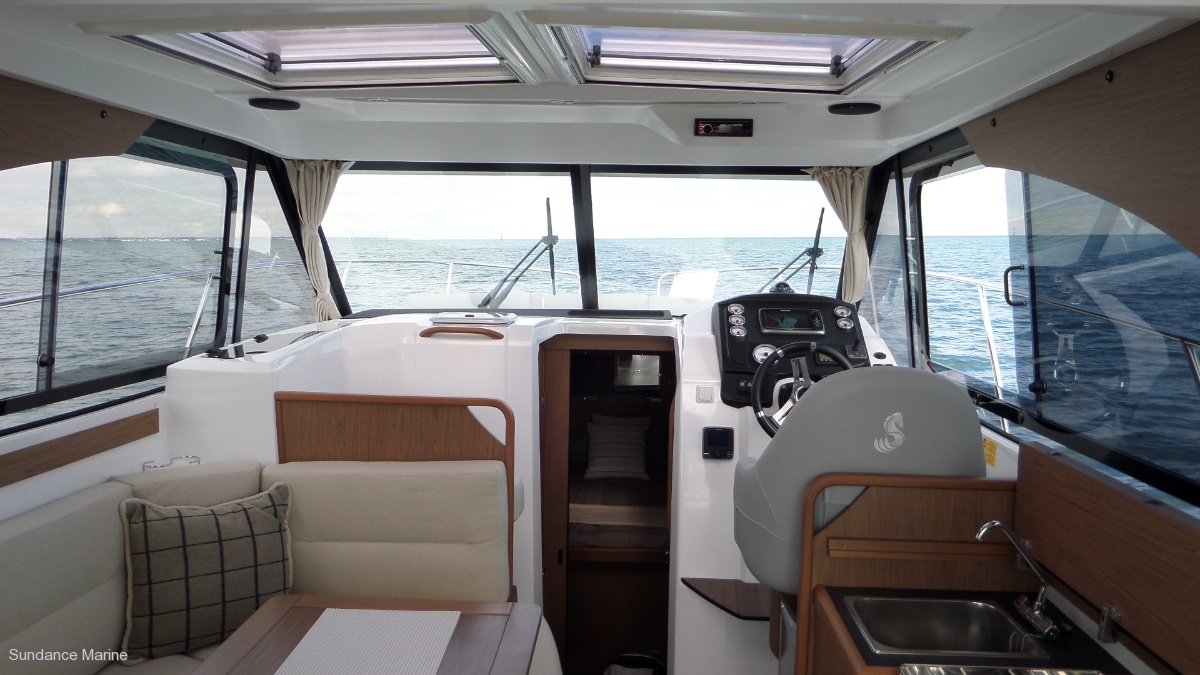 2016 Beneteau Antares 30s | Boat Research | BoatsOnline
