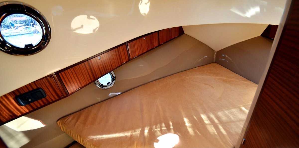 2016 Leidi 800 | Boat Research | Yachthub