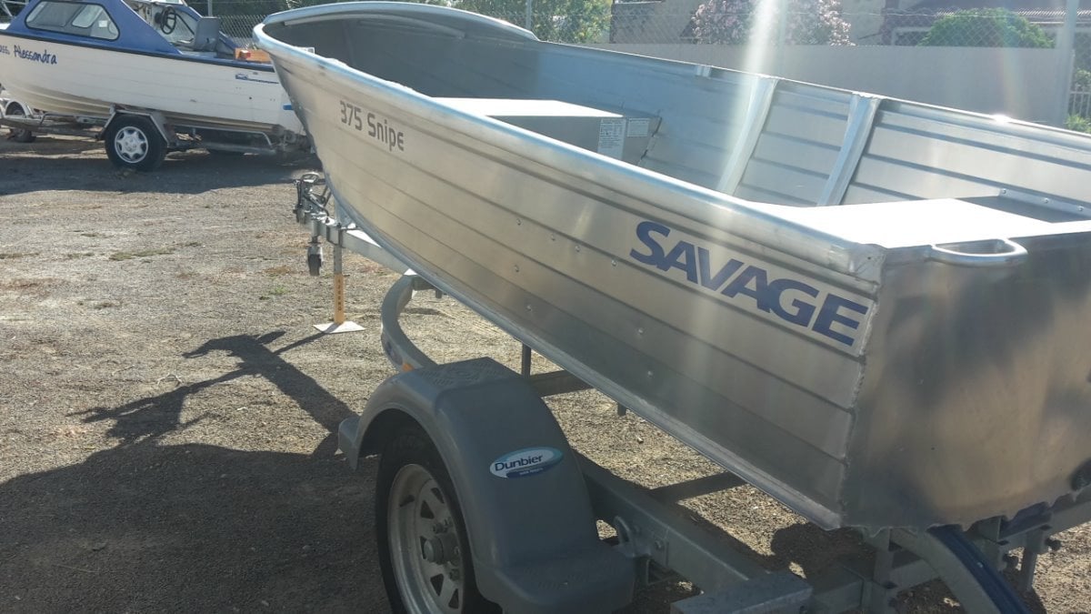 2015 Savage 375 Snipe | Boat Research | Boats Online