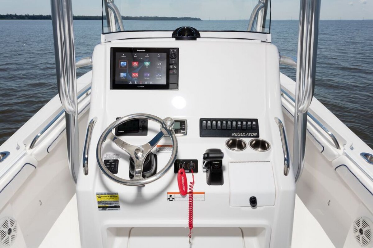 2016 Regulator 23 | Boat Research | Yachthub