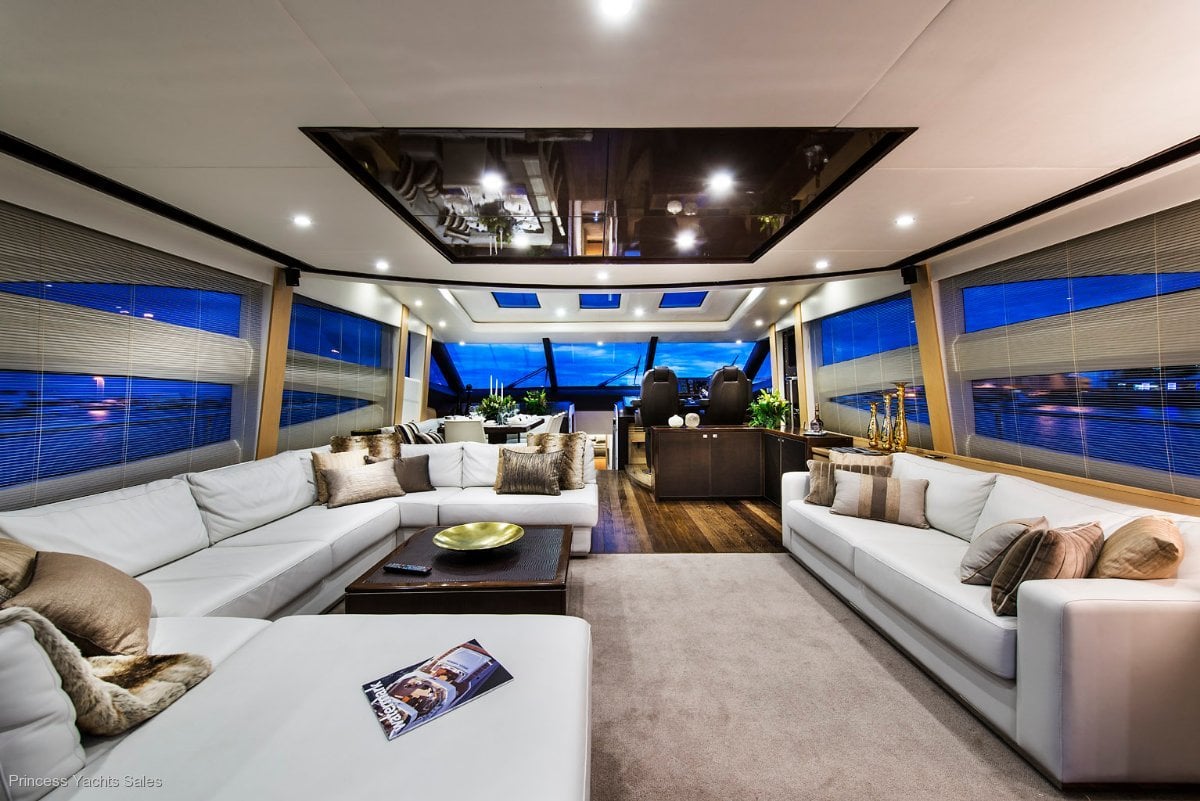 2013 Princess V85 | Boat Research | Boats Online