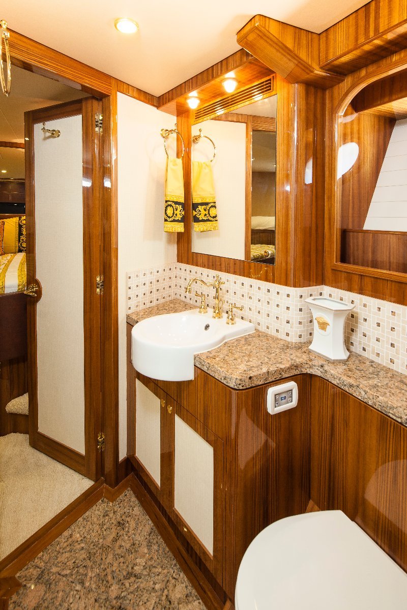 2014 Cheoy Lee Serenity 61 | Boat Research | BoatsOnline