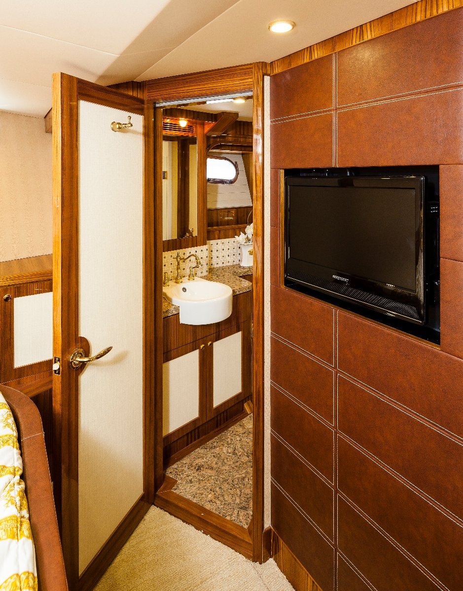 2014 Cheoy Lee Serenity 61 | Boat Research | BoatsOnline