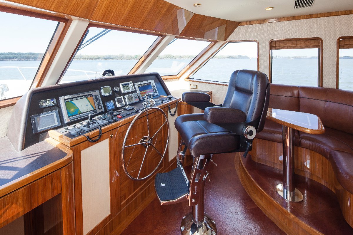 2014 Cheoy Lee Serenity 61 | Boat Research | BoatsOnline
