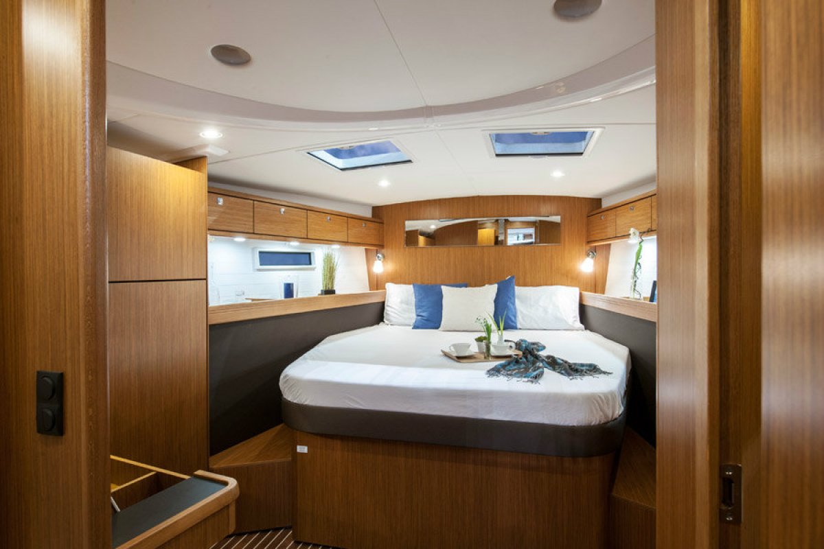 2016 Bavaria Cruiser 56 | Boat Research | BoatsOnline