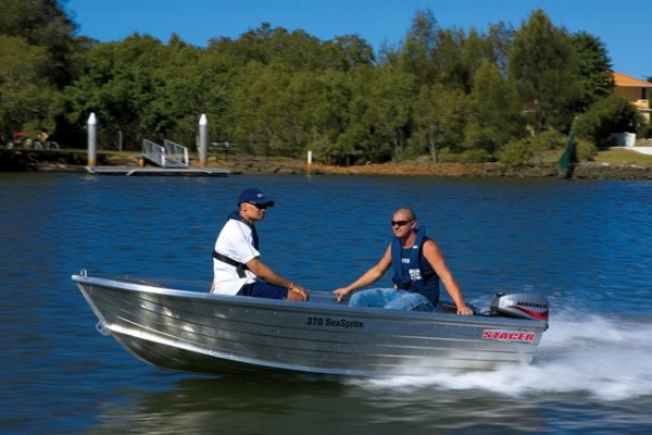 2016 Stacer 369 Seasprite | Boat Research | BoatsOnline