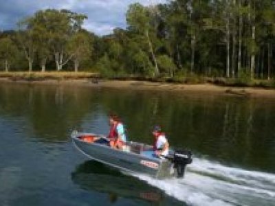 2016 Stacer 379 Proline | Boat Research | Yachthub