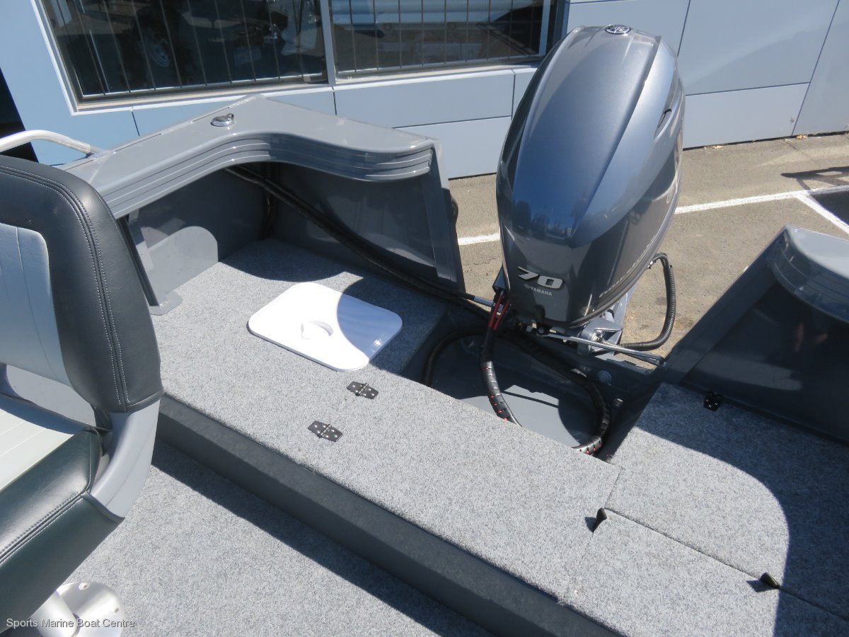2016 Anglapro Sniper 484 Pro | Boat Research | Boats Online
