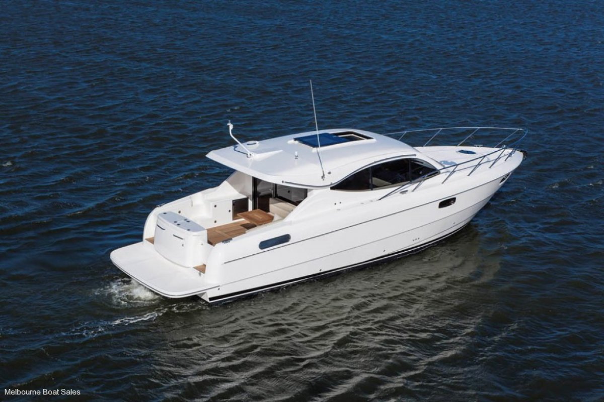 2016 Maritimo S43 Sports Cruiser | Boat Research | Yachthub