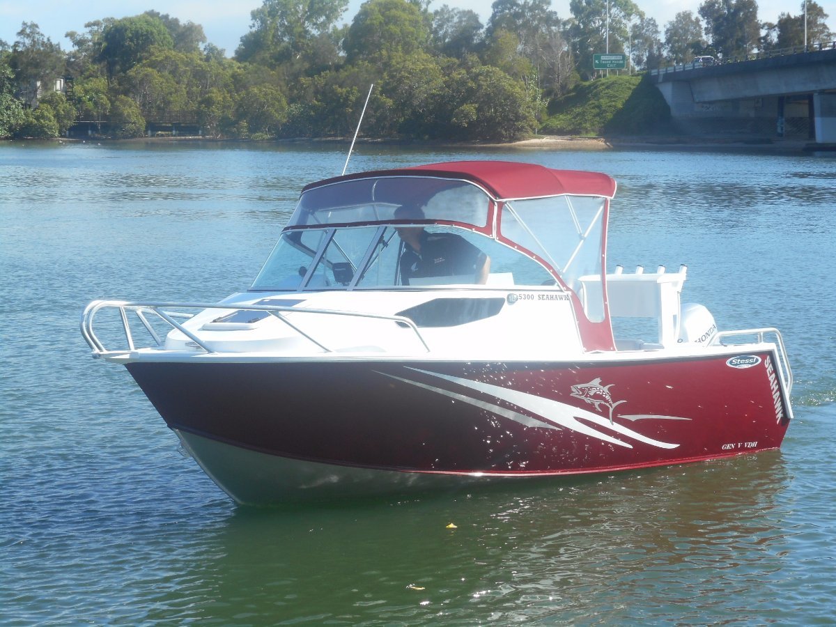 2016 Stessl 530 Seahawk | Boat Research | Boats Online