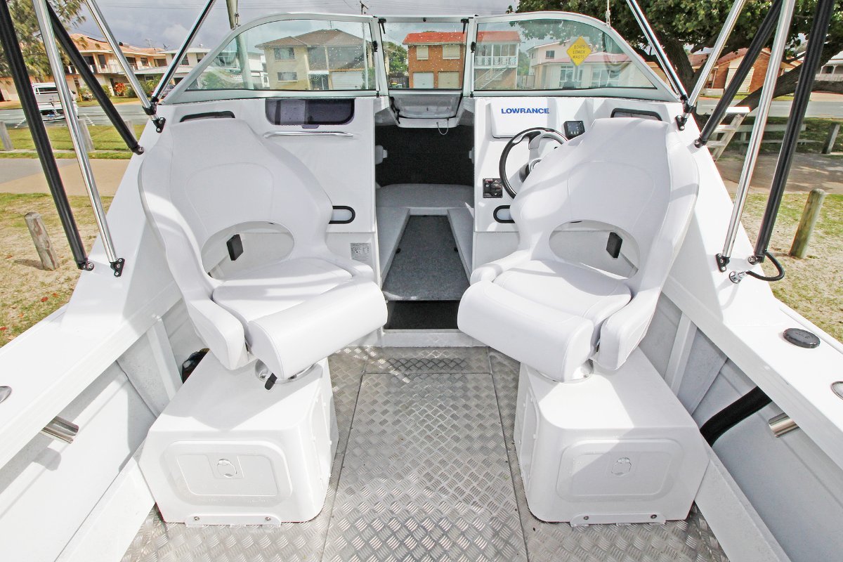 2016 Quintrex 690 Trident | Boat Research | Boats Online